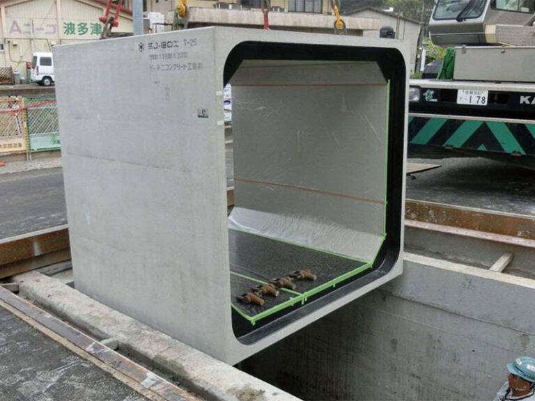 ボックスカルバートを利用した道路橋りょう保全工事例 - 不二コンクリート工業株式会社