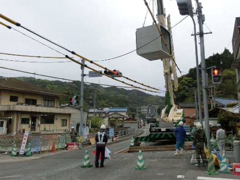 ボックスカルバートを利用した道路橋りょう保全工事例 - 不二コンクリート工業株式会社